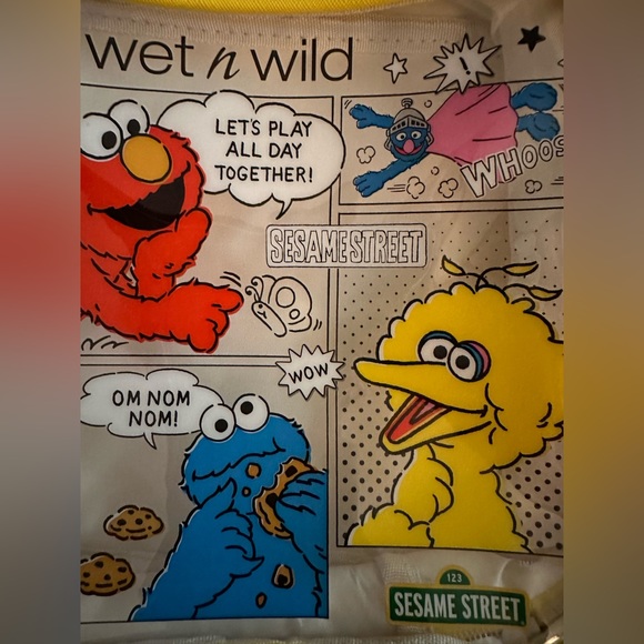 wet n wild | Bags | Wet N Wild Limited Edition Sesame Street Makeup Bag ...